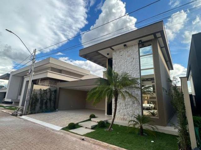 CASA DE 4 SUÍTES NA QUADRA 05 DO PARK WAY EM EXCELENTE CONDOMÍNIO