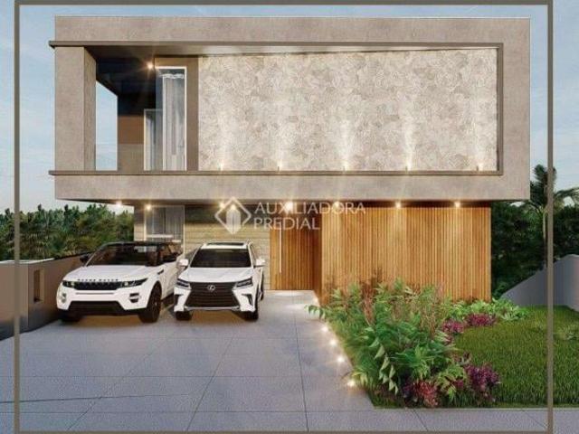 Casa em condomínio 340m² no Vila Nova com 4 suítes e 2 vagas