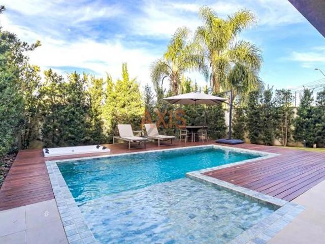 Casa de 4 Suites à Venda no Condominio Reserva Allameda| Santa Felicidade Curitiba