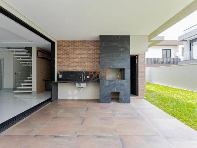 Casa de 4 Suítes à Venda no Harmony Village Condominium | São Braz Curitiba