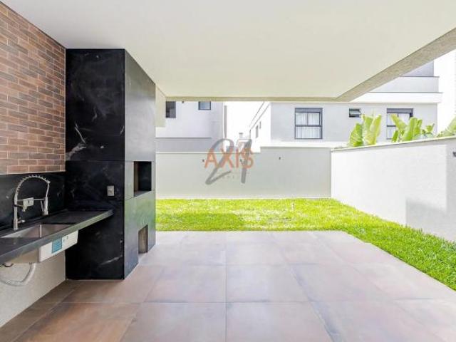 Casa de 4 Suítes à Venda no Harmony Village Condominium | São Braz Curitiba