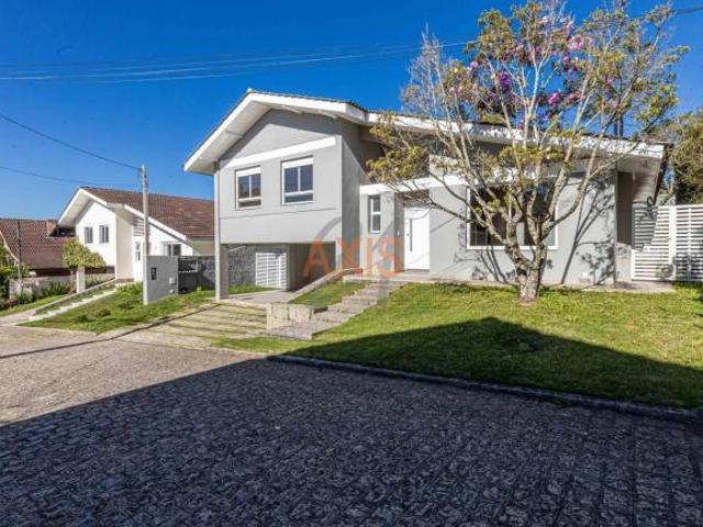 Casa de 4 Quartos à Venda no Residencial Castel Bolognese | Cascatinha Curitiba
