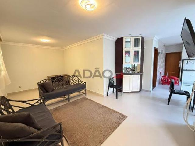 CASA DE 4 QUARTOS COM PISCINA E HIDROMASSAGEM À VENDA NO SETOR URIAS MAGALHÃES Casa de Rua com 4 Qua