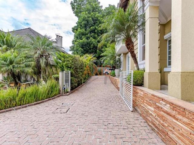 Casa de 4 Quartos à venda no Condomínio Le Grand Village | Jardim Social Curitiba