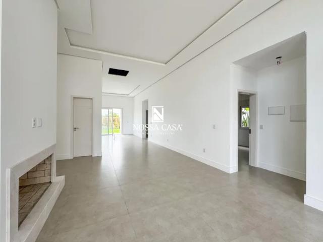 Casa de 4 quartos, sendo todos suítes em Torres/RS