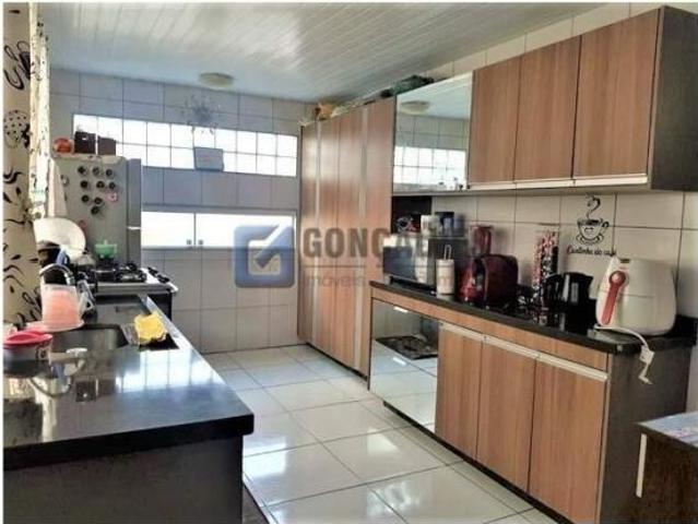 Casa de 5 quartos à venda no Parque das Nações, Santo André – 268 m² internos / 251 m² externos
