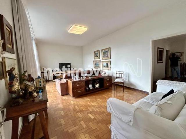 Casa de 5 quartos a venda no São pedro!