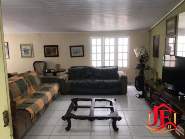 Casa de 640 m² na das Ubaranas Amaralina Salvador BA, aluguel por R$ 10.000/mês