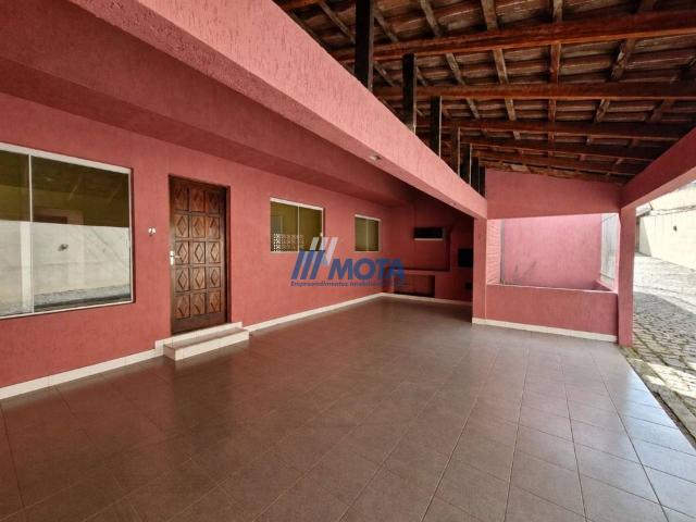 Casa de 61 m² na Ada Macaggi Bairro Alto Curitiba PR, aluguel por R$ 2.600/mês