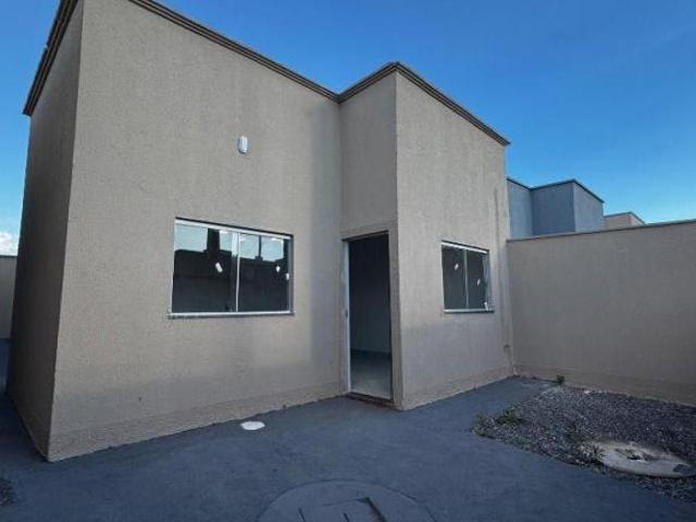 Casa de 77,39 m² com 03 quartos, sendo 01 suite, à venda, por R$ 350.000 no Residencial Alto do Cerr