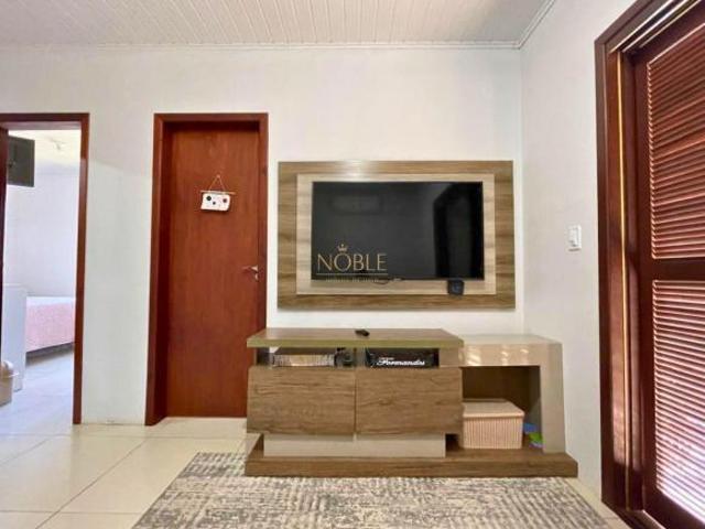Casa de 79m² com terreno de 330m² – 2 dormitórios