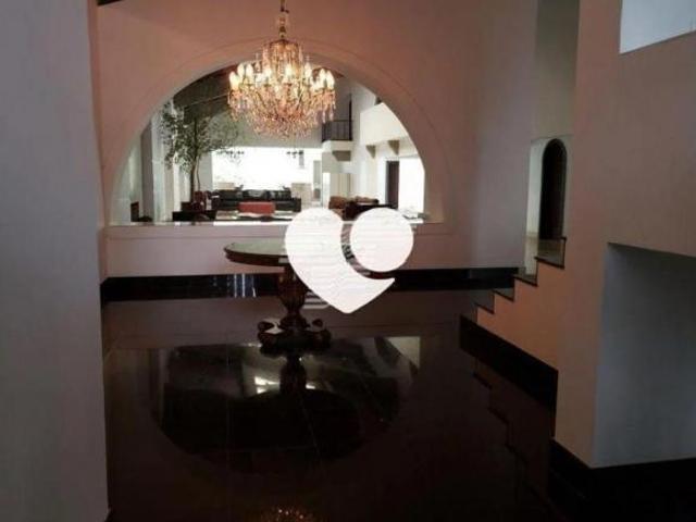 Casa de 708m² a venda no Água Verde