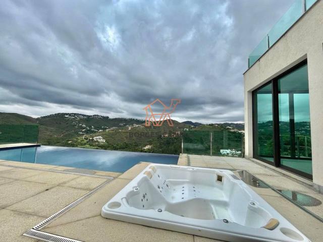 Casa de 710 m² na Mares de Montanha Vale dos Cristais Nova Lima MG, à venda por R$ 12.000.000 ou aluguel por R$ 35.000