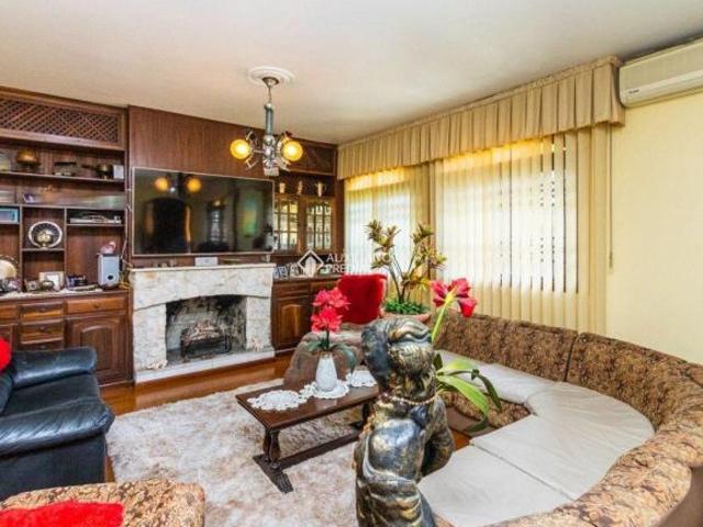 Casa de 7 quartos e 4 suítes 3 vagas cobertas Partenon Porto Alegre RS