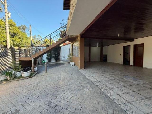 Casa de 970 m² com 4 quartos à venda no Parque dos Príncipes