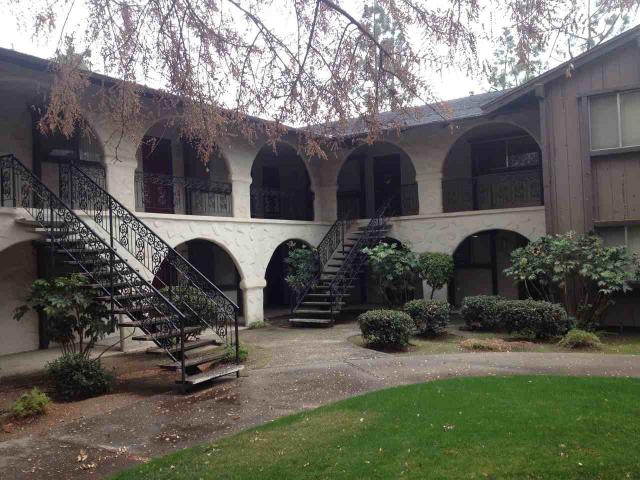 Casa Del Rey 1 Bedroom Apartment for Rent at 526 E Barstow Ave, Fresno, CA 93710