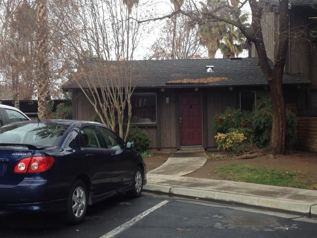 Casa Del Rey 1 Bedroom Apartment for Rent at 526 E Barstow Ave, Fresno, CA 93710