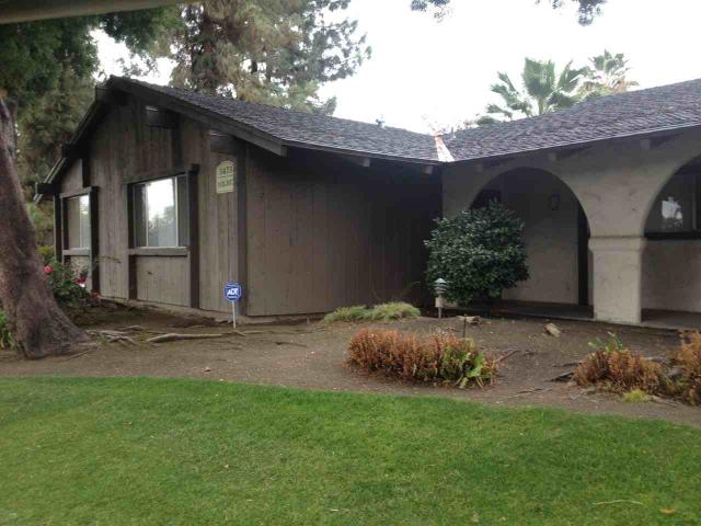 Casa Del Rey 2 Bedroom Apartment for Rent at 526 E Barstow Ave, Fresno, CA 93710