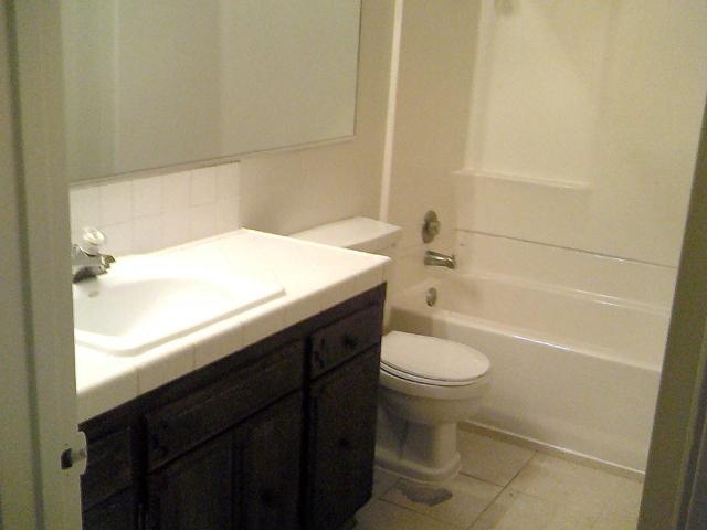 Casa Del Rey 2 Bedroom Apartment for Rent at 526 E Barstow Ave, Fresno, CA 93710
