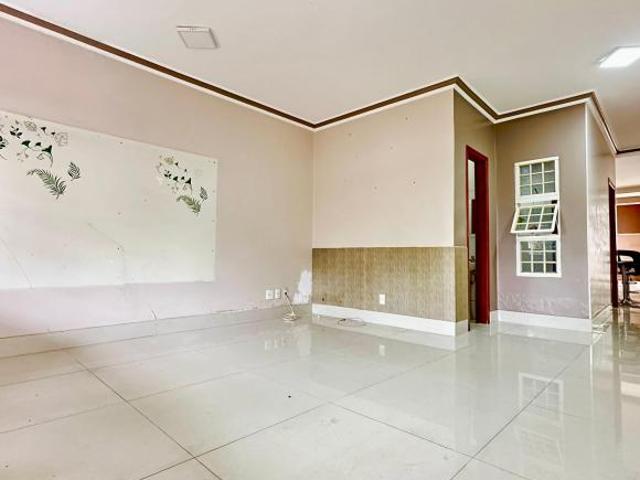 Casa DESOCUPADA, Térrea, 3 Quartos em Condomínio, Ac Entrada de R$ 475 MIL + 222 de R$ R$ 2.890,00