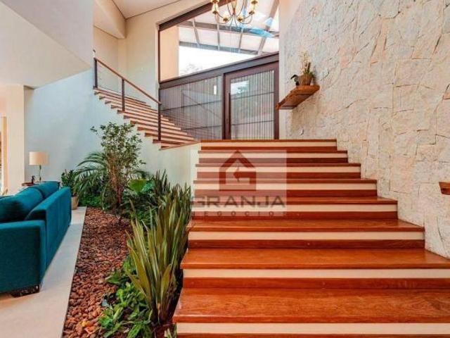 Casa diferenciada à venda no Condomínio Palos Verdes, Granja Viana km 23, com vista para o lago e pi