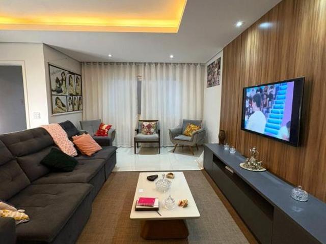 CASA DIFERENCIADA À VENDA EM SOBRADINHO – QD 14, CONJUNTO B4