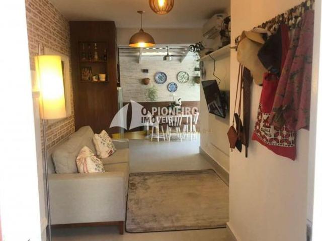 Casa disponível em condomínio à venda na praia de Juquehy!