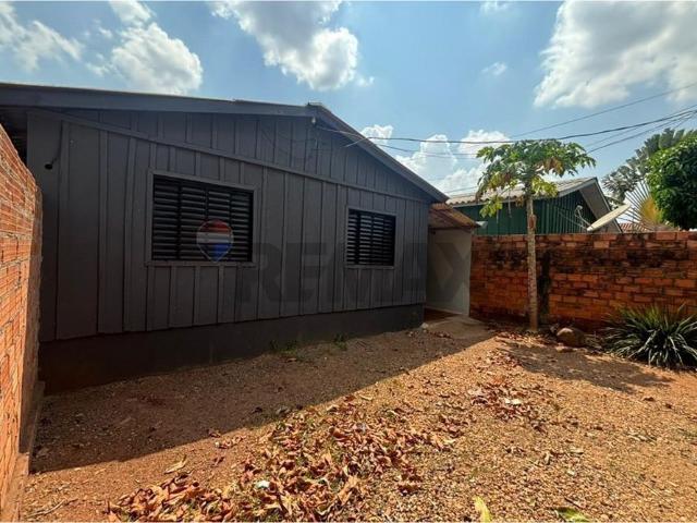 Casa disponível no Bairro Village do Sol 2