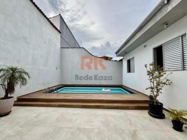 Casa disponível para venda. Área construída 420m² | Terreno 360m² | 4 quartos | suíte | 6 vagas, Ita