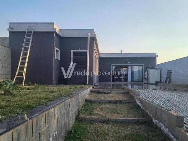 Casa disponível para venda em condomínio fechado no bairro Campo Grande, em Camp