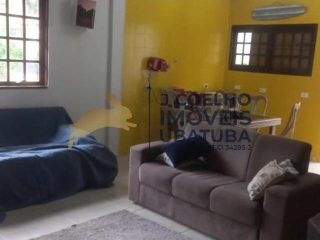 Casa disponível para venda localizada dentro de condomínio fechado em Ubatuba, SP