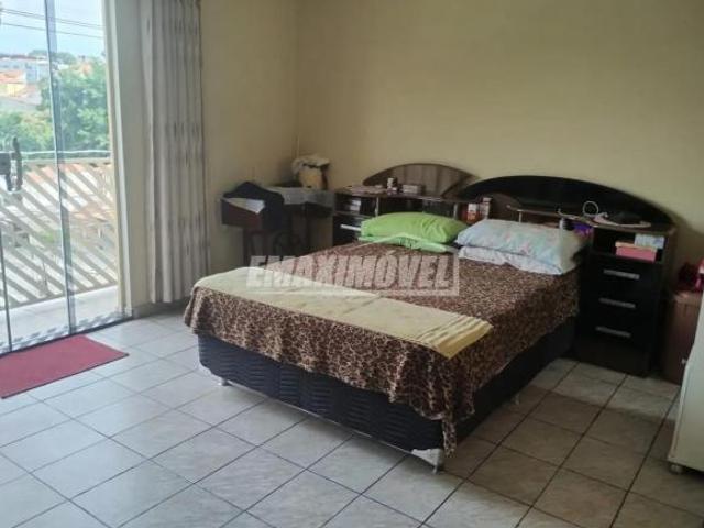 Casa disponível para venda, localizada próxima da Av. Itavuvu
