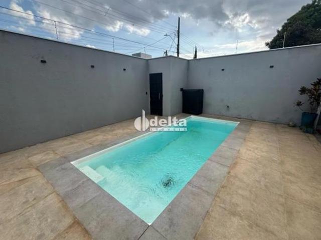 Casa disponível para venda no bairro Cidade Jardim em Uberlândia MG