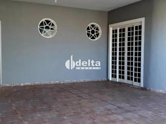 Casa disponível para venda no bairro Brasil em Uberlândia MG