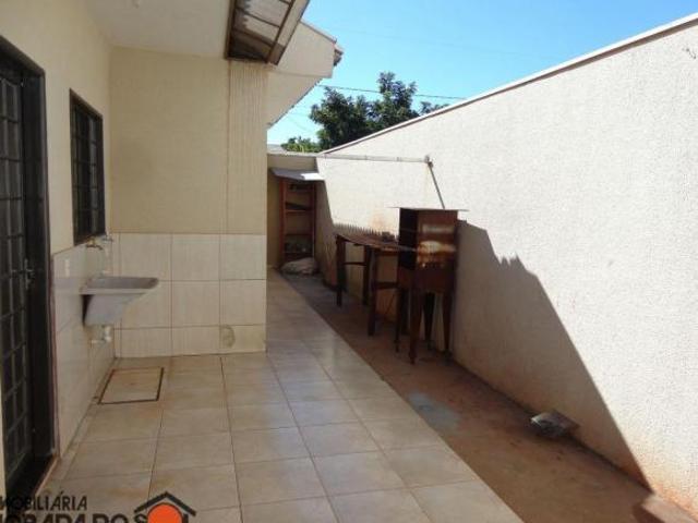 Casa disponível para venda no bairro Jardim São Rafael, em Mandaguaçu/PR.Com uma área privativa de 1