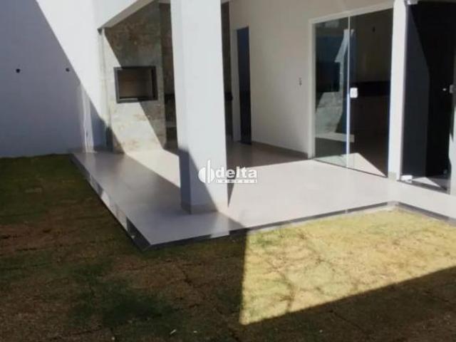 Casa disponível para venda no bairro Laranjeiras em Uberlândia MG