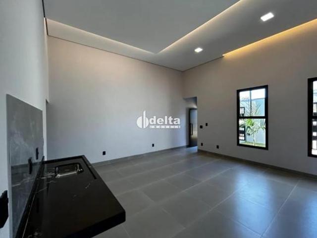 Casa disponível para venda no bairro Laranjeiras em Uberlândia MG