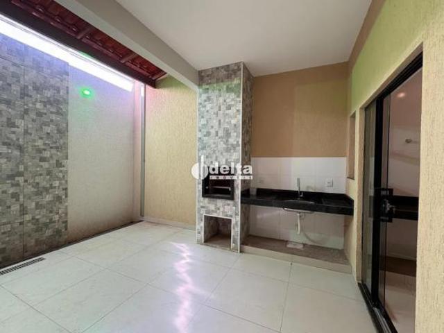 Casa disponível para venda no bairro Novo Mundo em Uberlândia MG