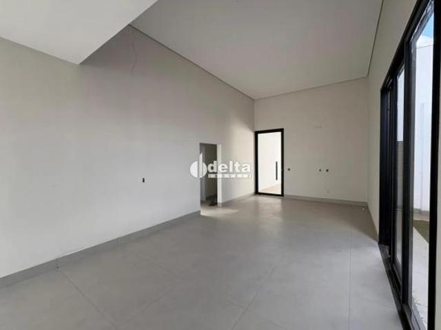 Casa disponível para venda no bairro Novo Mundo em Uberlândia MG