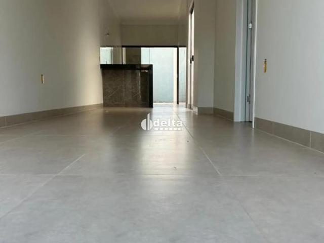 Casa disponível para venda no bairro Novo Mundo em Uberlândia MG