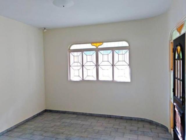 Casa disponível para venda no bairro Santa Mônica em Uberlândia MG