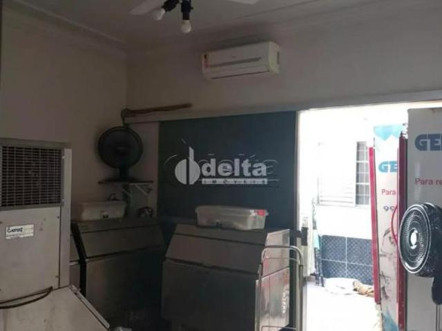 Casa disponível para venda no bairro Santa Rosa em Uberlândia MG