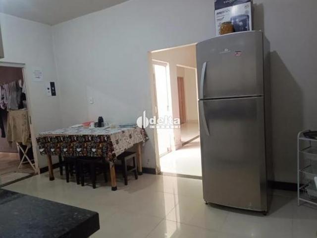 Casa disponível para venda no bairro Santa Rosa em Uberlândia MG
