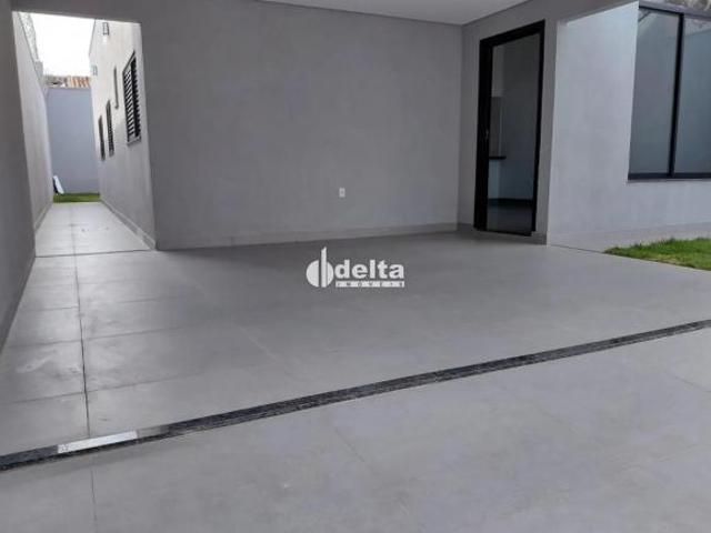Casa disponível para venda no bairro Santa Rosa em Uberlândia MG
