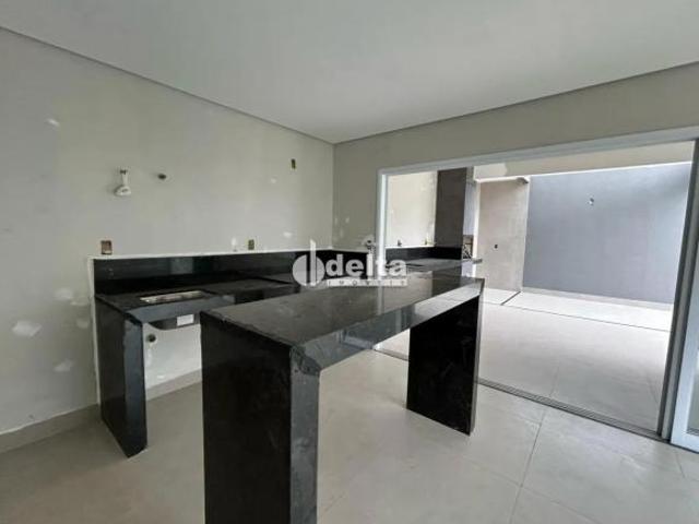 Casa disponível para venda no bairro Pampulha em Uberlândia MG