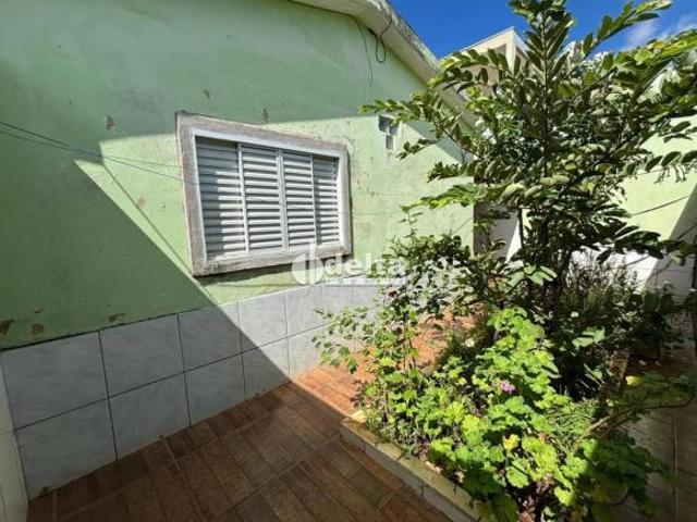 Casa disponível para venda no bairro Planalto em Uberlândia MG