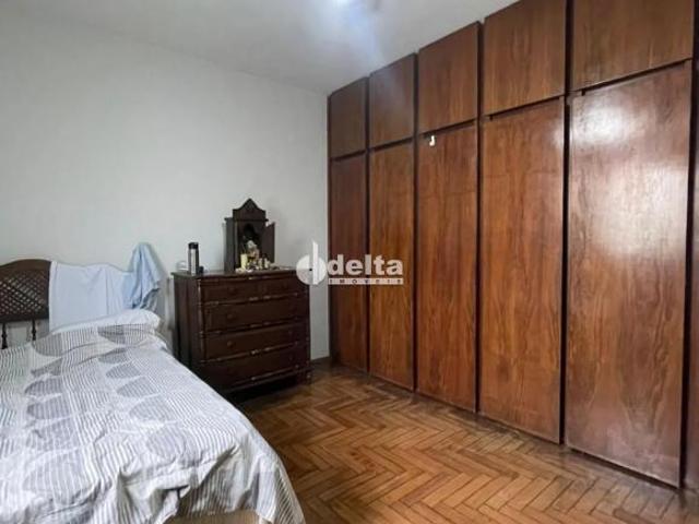 Casa disponível para venda no bairro Tabajaras em Uberlândia MG