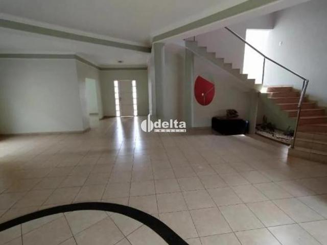 Casa disponível para venda no bairro Tubalina em Uberlândia MG