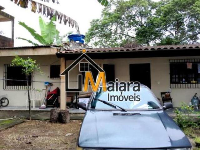 CASA DISPONÍVEL PARA VENDA NO CENTRO DA CIDADE CASA COM GRANDE ESPAÇO LIVRE DE TERRENO PODENDO A