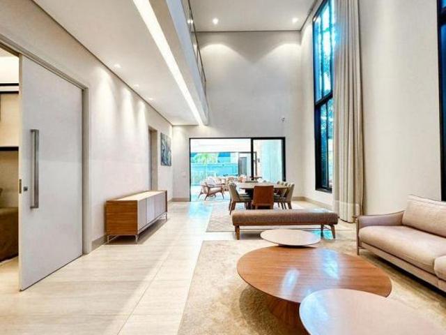 Casa disponível para venda ou locação, no cond. Golfe Residencial